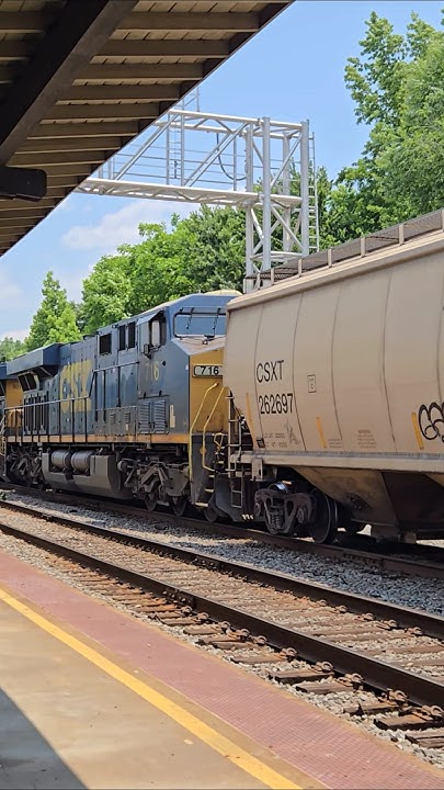 CSX Grain Train Combined with an Ethanol Train - YouTube