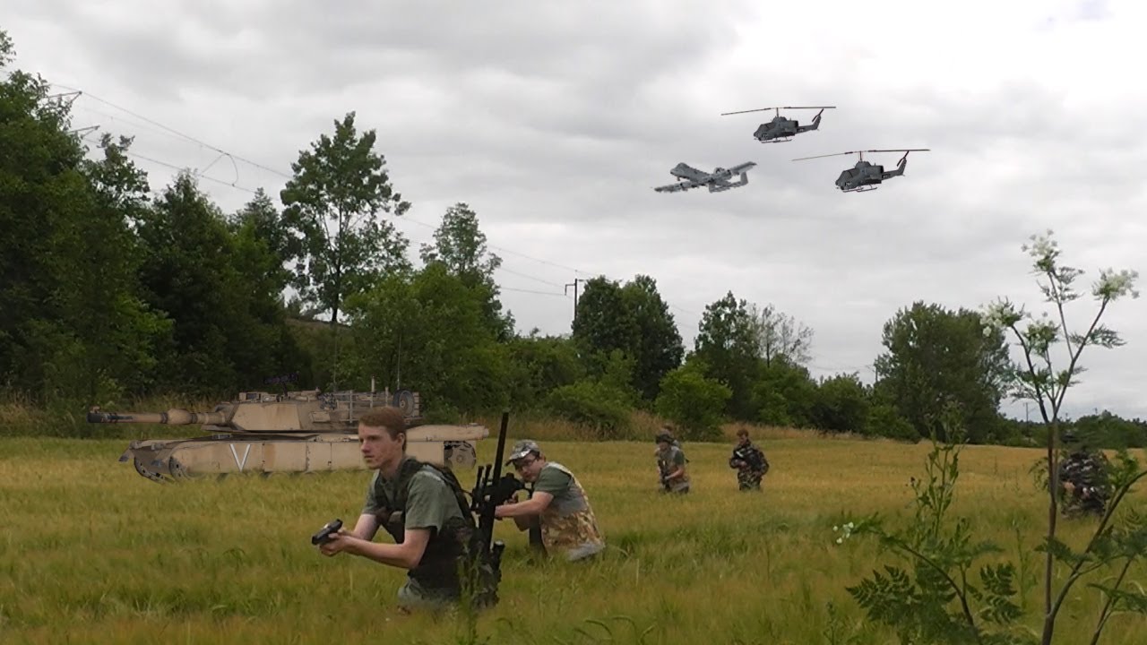 Battlefield 2/3/4 in real life - YouTube