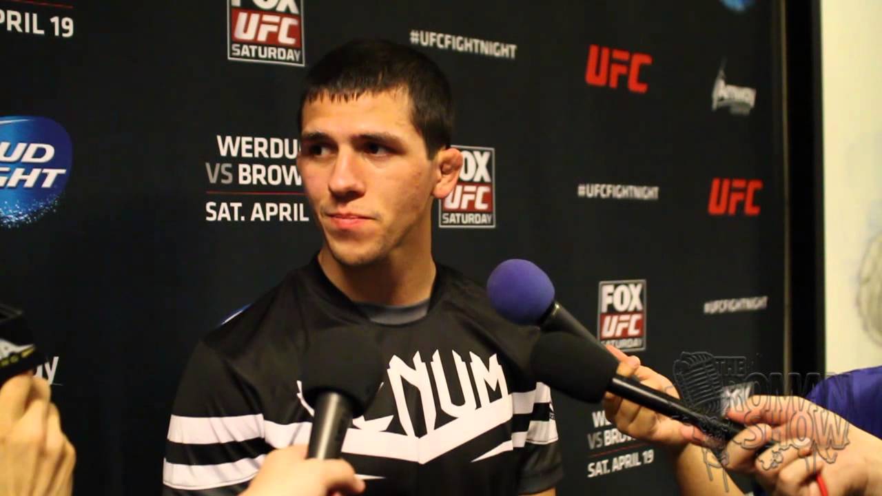 ALEX WHITE IS TRIUMPHANT IN UFC DEBUT - YouTube