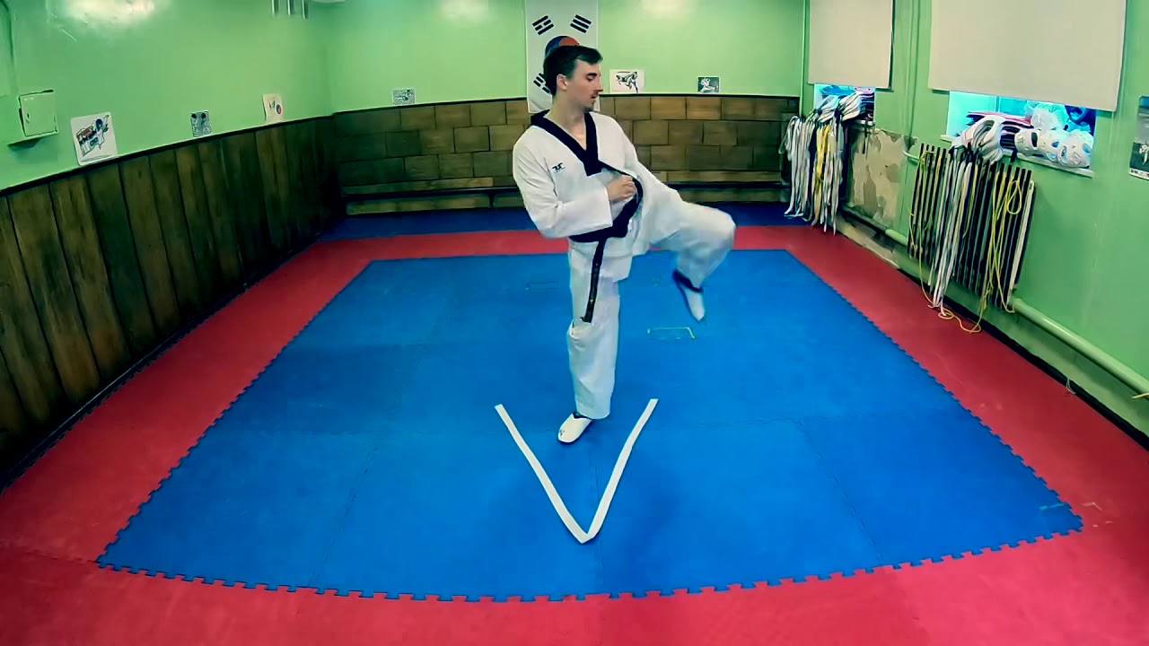 Step + kicking training at home #1 TaeKwonDo WT - YouTube