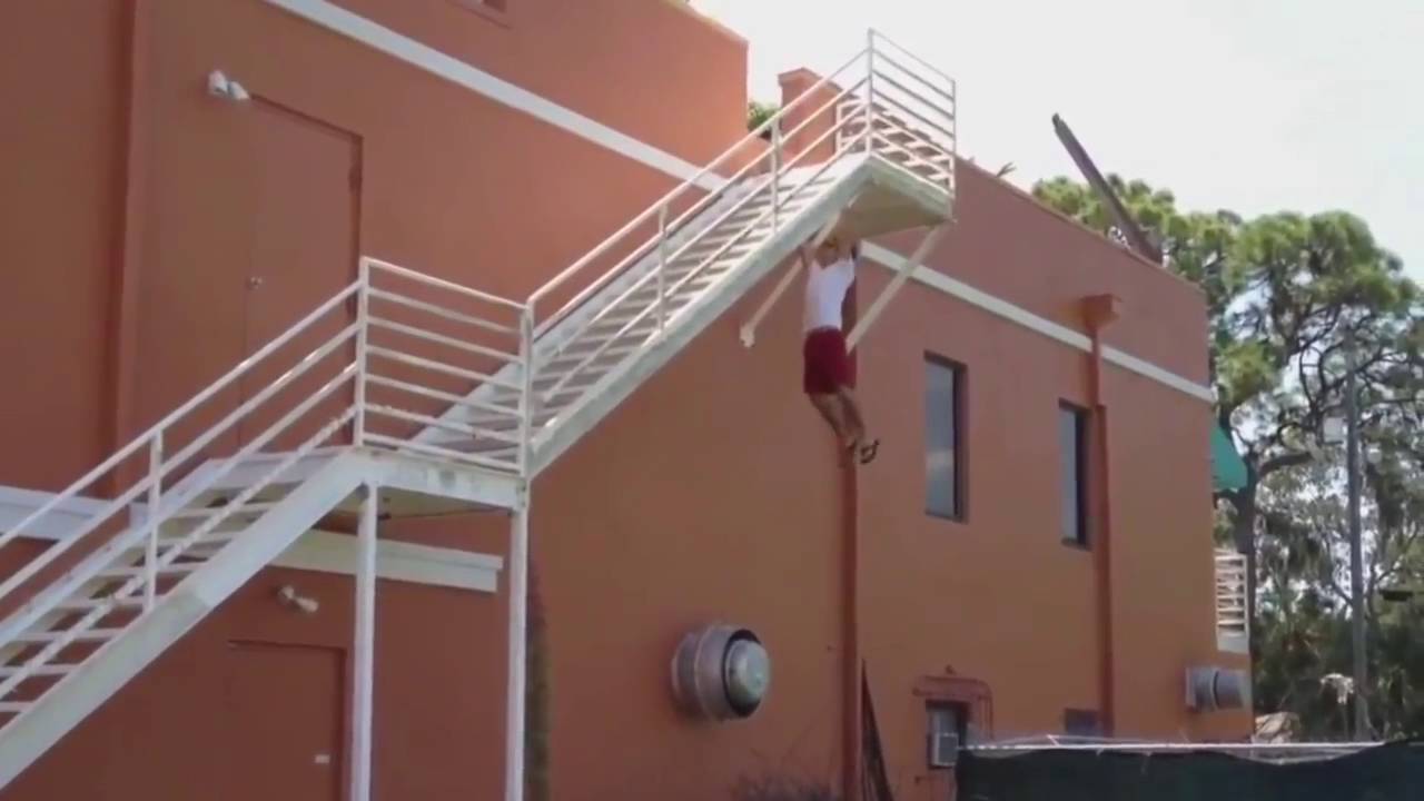 Extreme Parkour FAIL - YouTube