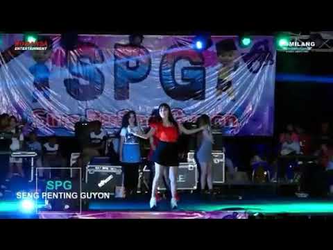 Goyang hot cewek cantik, putih,mulus,dan sexy!!!!