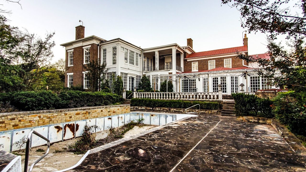 Abandoned $12,000,000 MEGA MANSION Plantation Built In 1840!! - YouTube