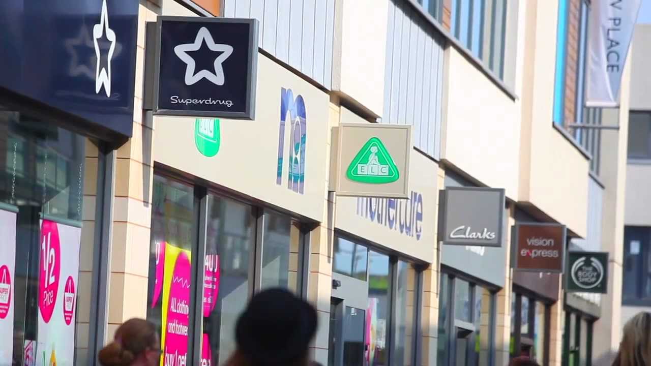 Willow Place & Corby Town Centre Shopping - YouTube
