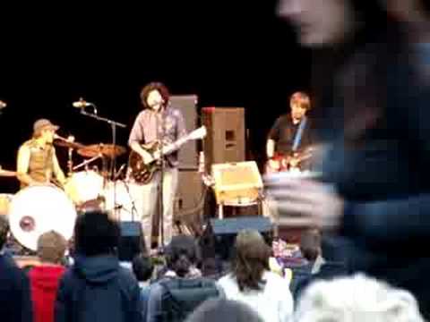 Destroyer - Rubies (live Vancouver 8/31/08) - YouTube