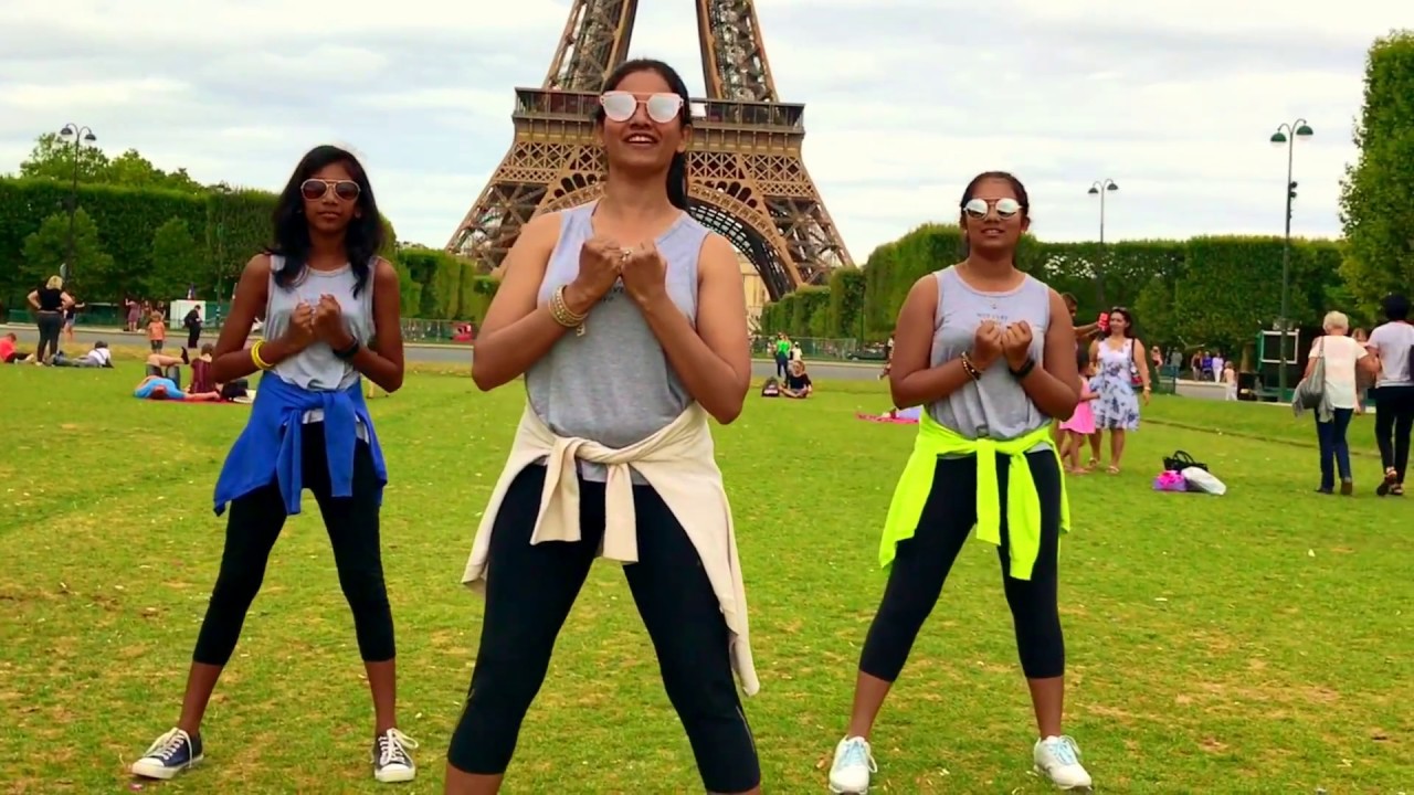 Eiffel Tower Dance - YouTube