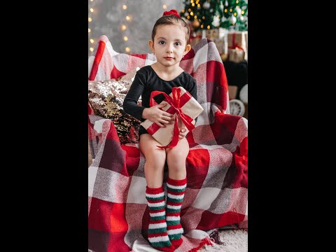 Юная фотомодель. Подготовка к фотосессии.