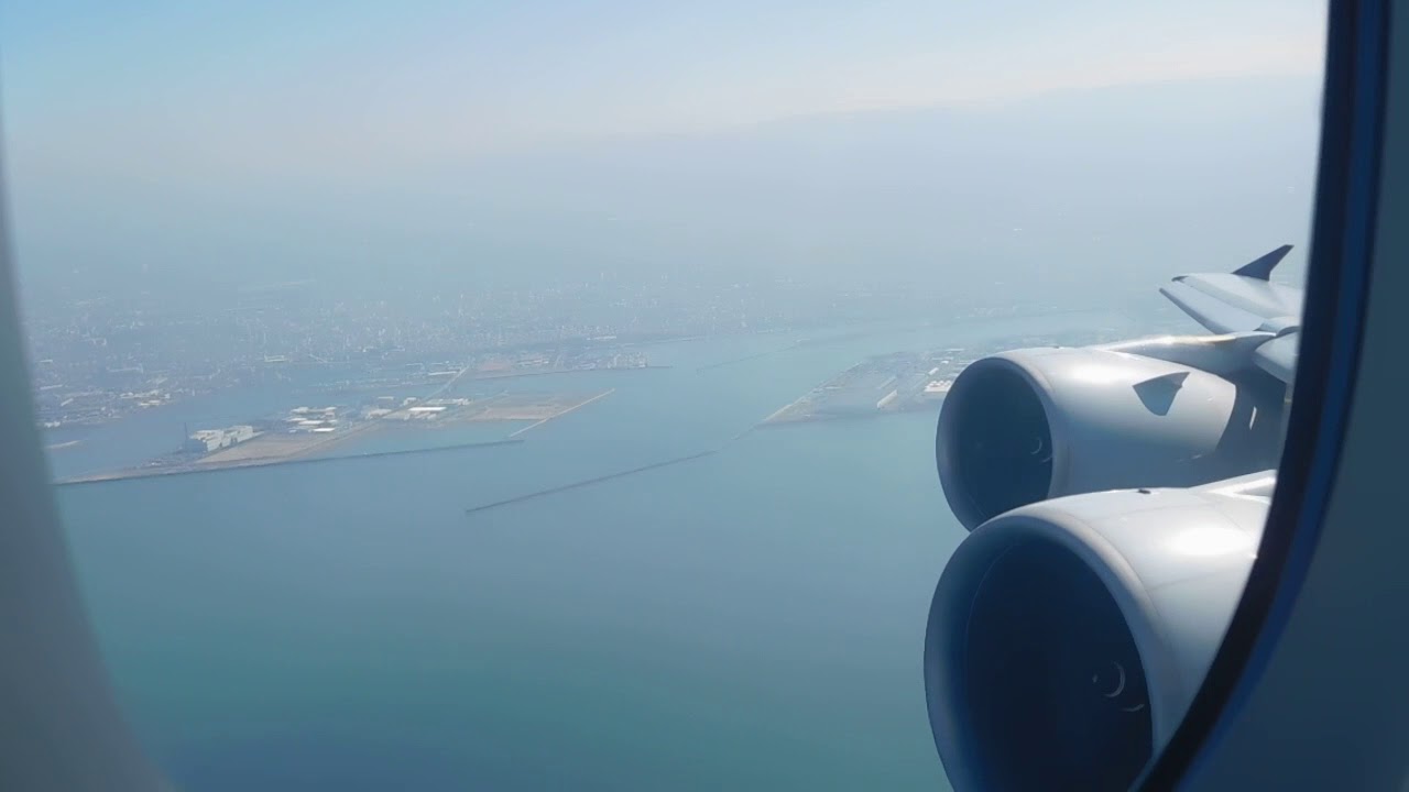 Singapore Airlines A380 SQ619 Takeoff from Osaka Kansai - YouTube