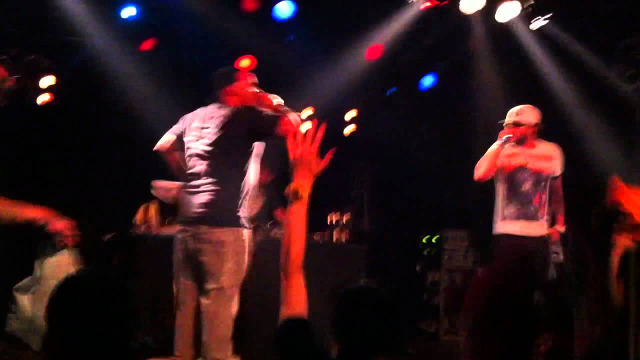 Olli Banjo - Hoch auf die Box (Live im SO36 in Berlin // 09.06.2012) HD ...