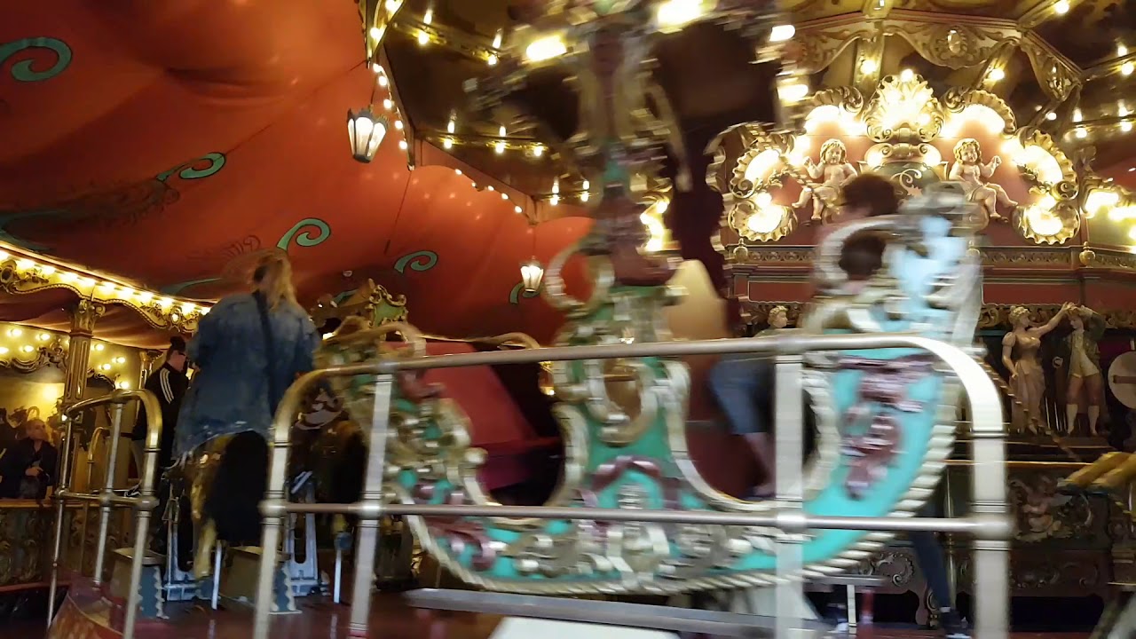 The carousel efteling - YouTube