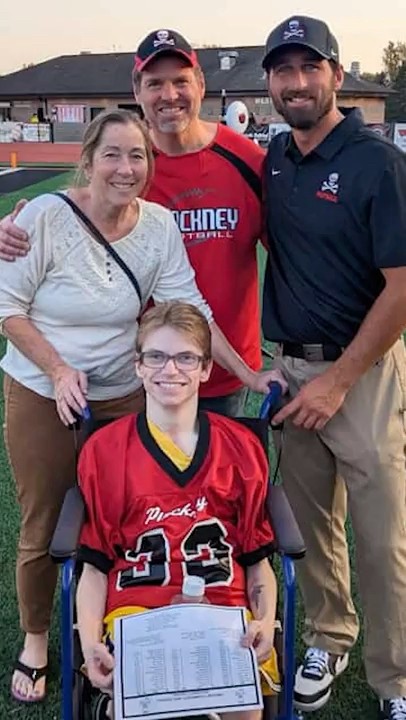 Every Sports Team Needs A Larry Prout Jr. - YouTube