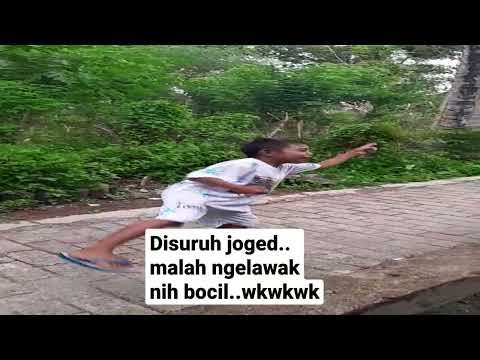 Viral kan.. Mana Bunda .. (Bunda Corla).. bocil asyik joged