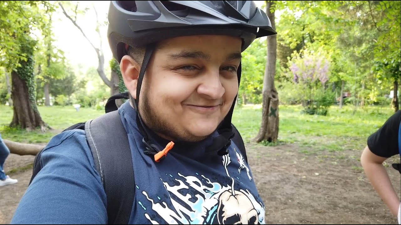 Bike Vlog prin Carol cu Shorty, Epic, Leonard si Ciocoi ! - YouTube