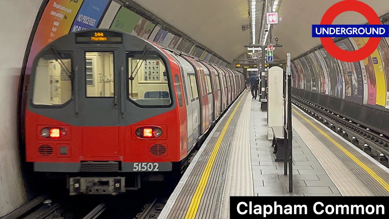 London Underground Northern Line 1995 Stock Trains at Clapham Common ...