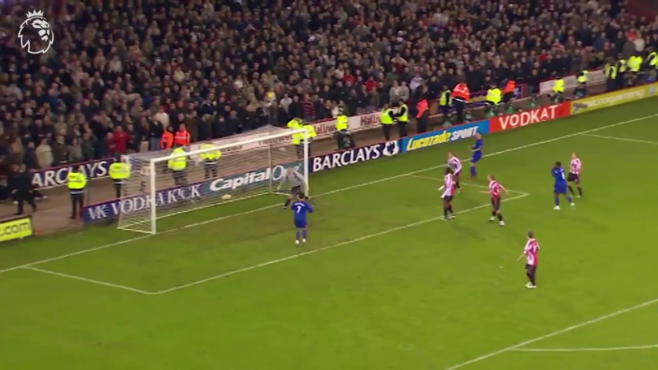 Cristiano Ronaldo's greatest goal miss - YouTube