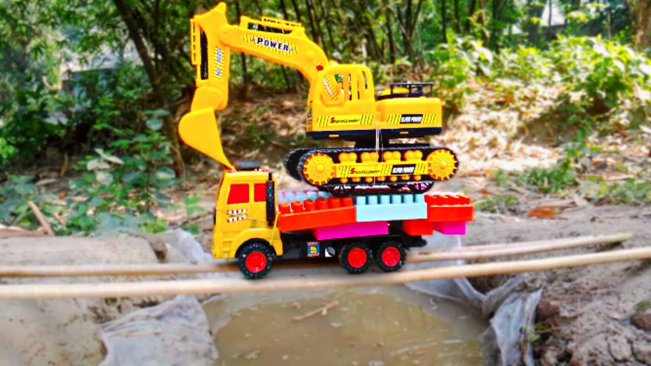 JCB car toy, Crane, Dinosaurs find and assemble Excavator - helping ...