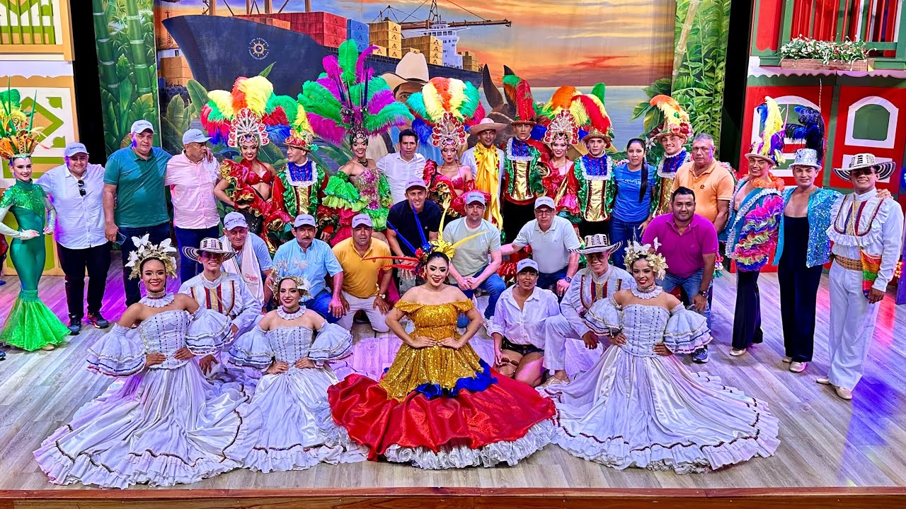 Show del Café - Parque del Café - YouTube