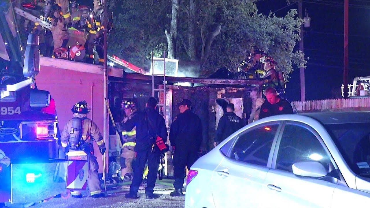 Firefighters stop refrigeration unit fire from damaging NW Side ...