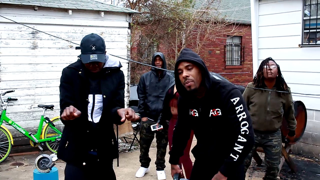 Solo Tez Ft Biggs Rich Risks Youtube