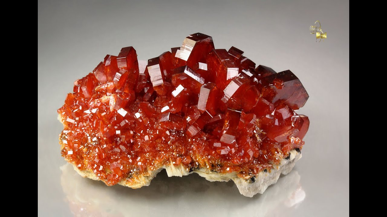 #21651 - VANADINITE, Mibladen, Morocco - YouTube
