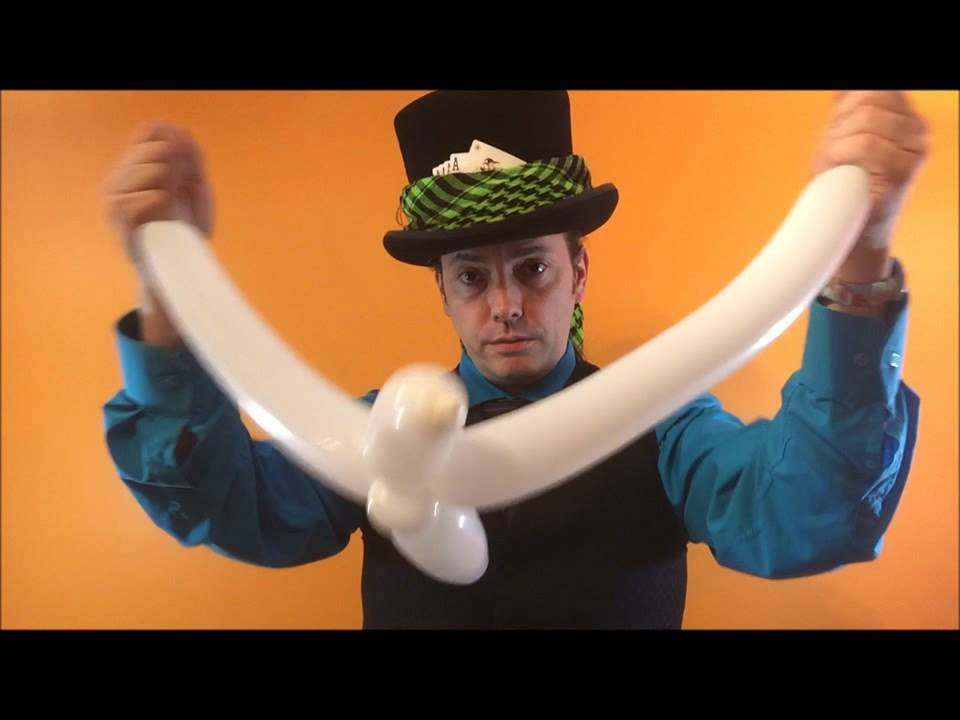 Balloon Twisting Lesson & Tutorial #59 Seagull Bird - YouTube