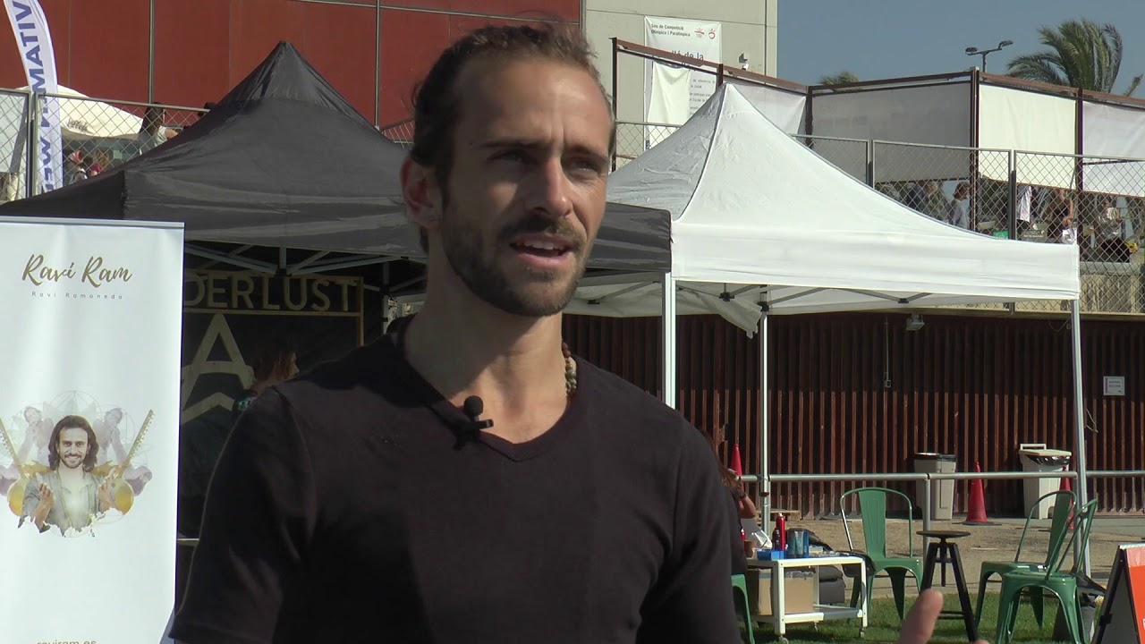 Ravi Ram - Entrevista, per que practicar el Yoga avui? - YouTube