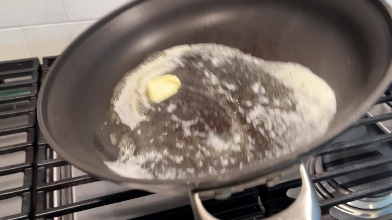 Keith Russell shows you how to make his famous breakfast - YouTube