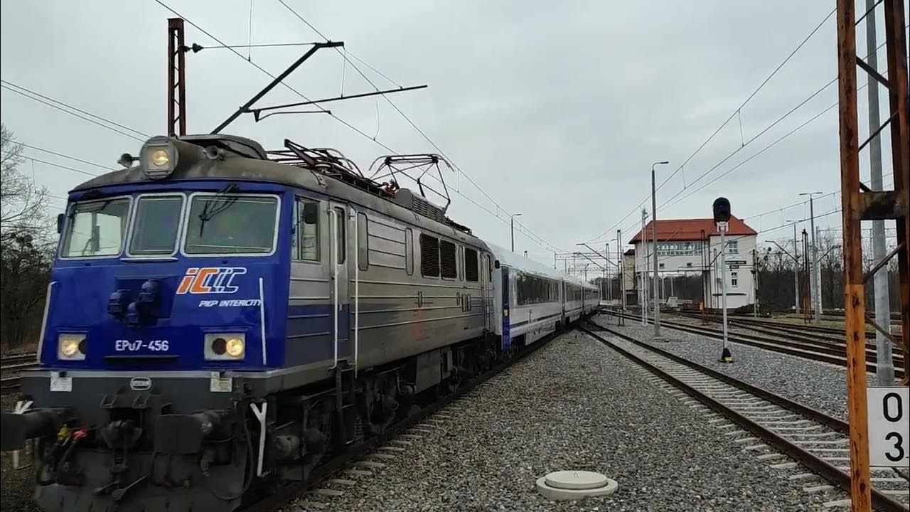 EP07-456 TLK Halny w kierunku Kuźni Raciborskiej 02.2023 Kędzierzyn-Koźle - YouTube