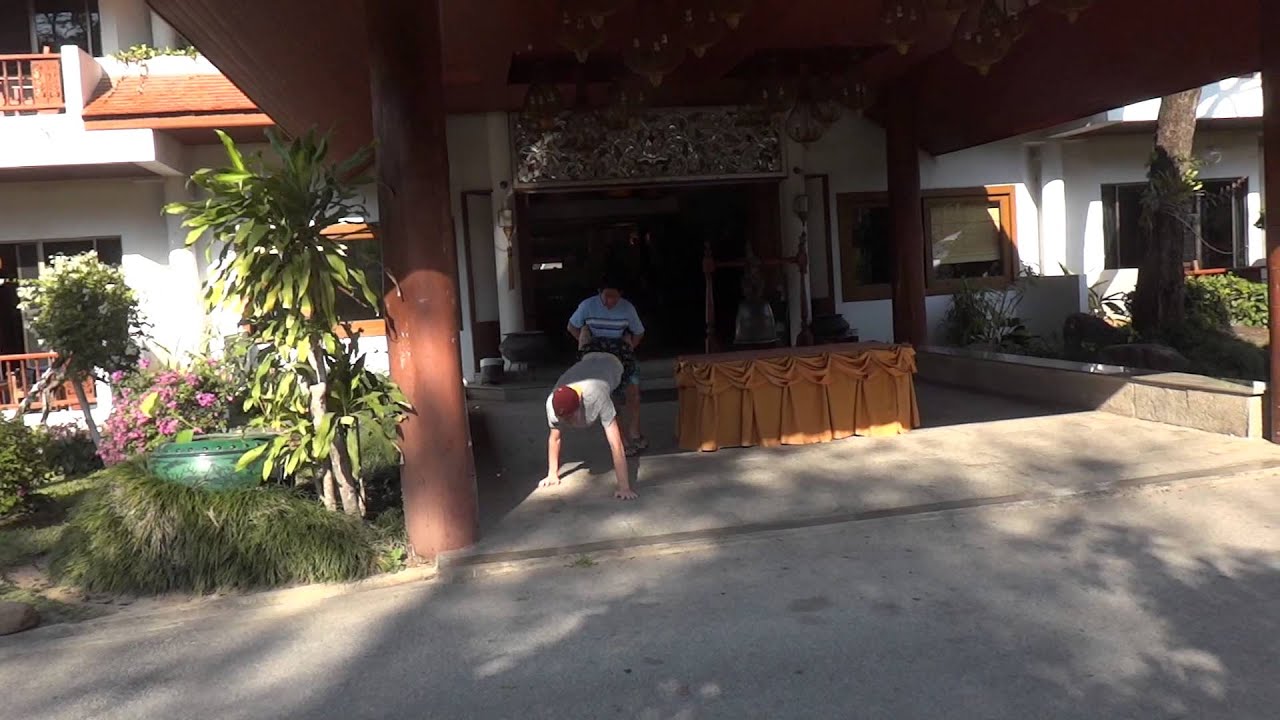 V3 Human Wheelbarrow Race - YouTube
