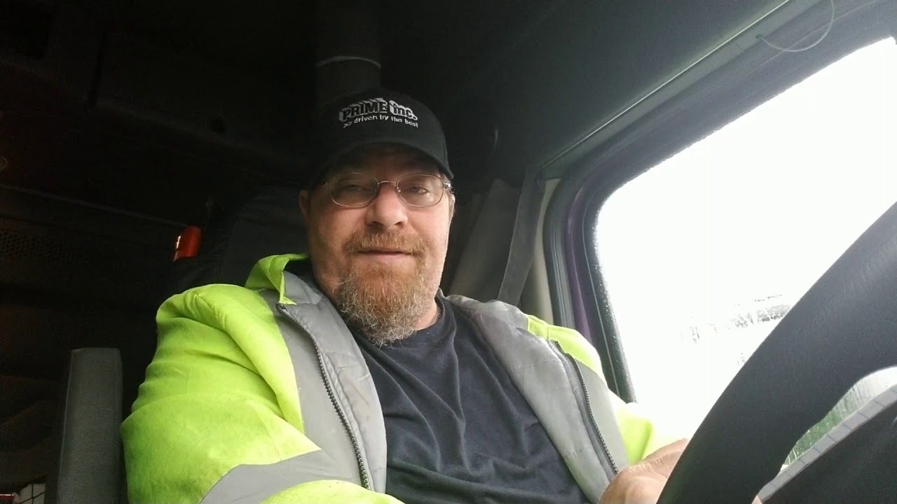 Prime inc driver, 4 weeks of paychecks with a lightweight truck - YouTube