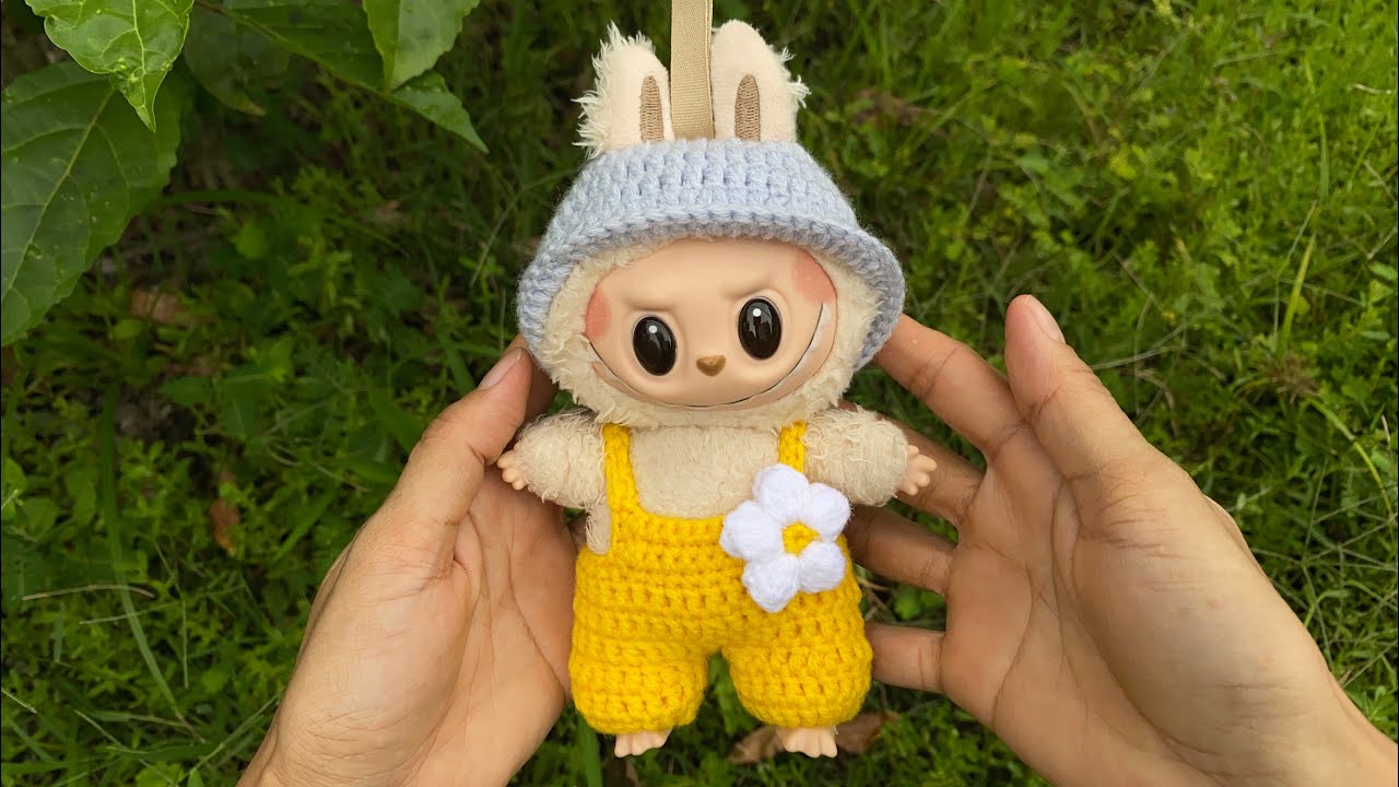 How to crochet cute overall outfit for LaBuBu 17cm/ Crochet clothes for ...