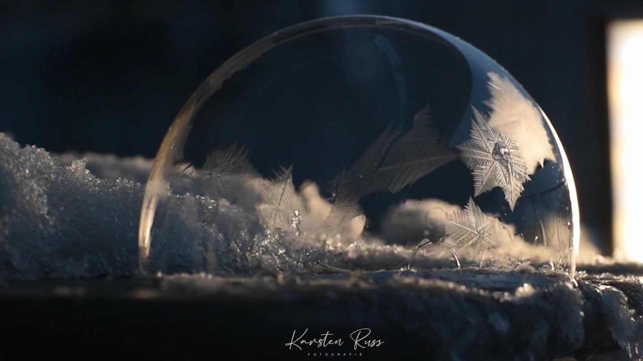 Freezing bubbles in cold weather - YouTube