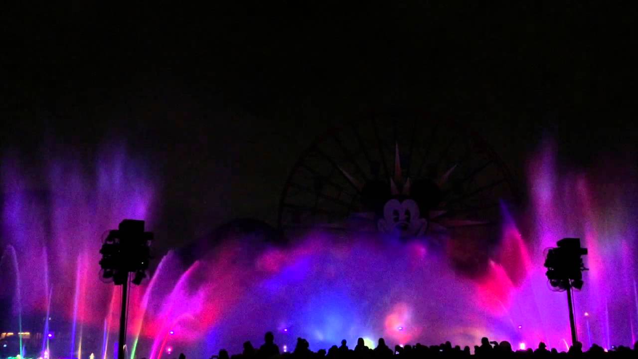 Disney's World of Color Finale - YouTube