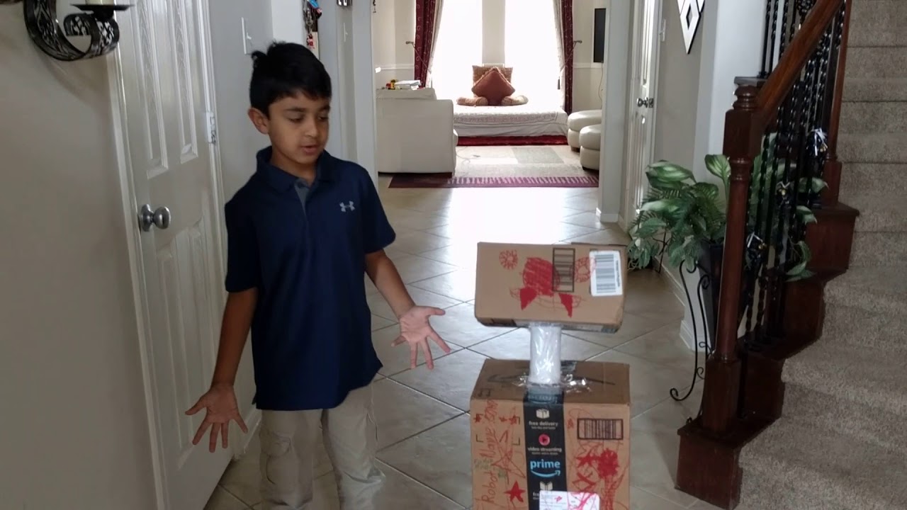 Futuristic Robot - 80HD - YouTube