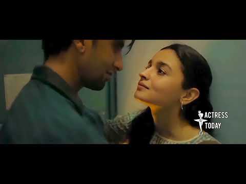 Alia Bhatt hot kissing scene (Gully Gang) #celebrity #kissing