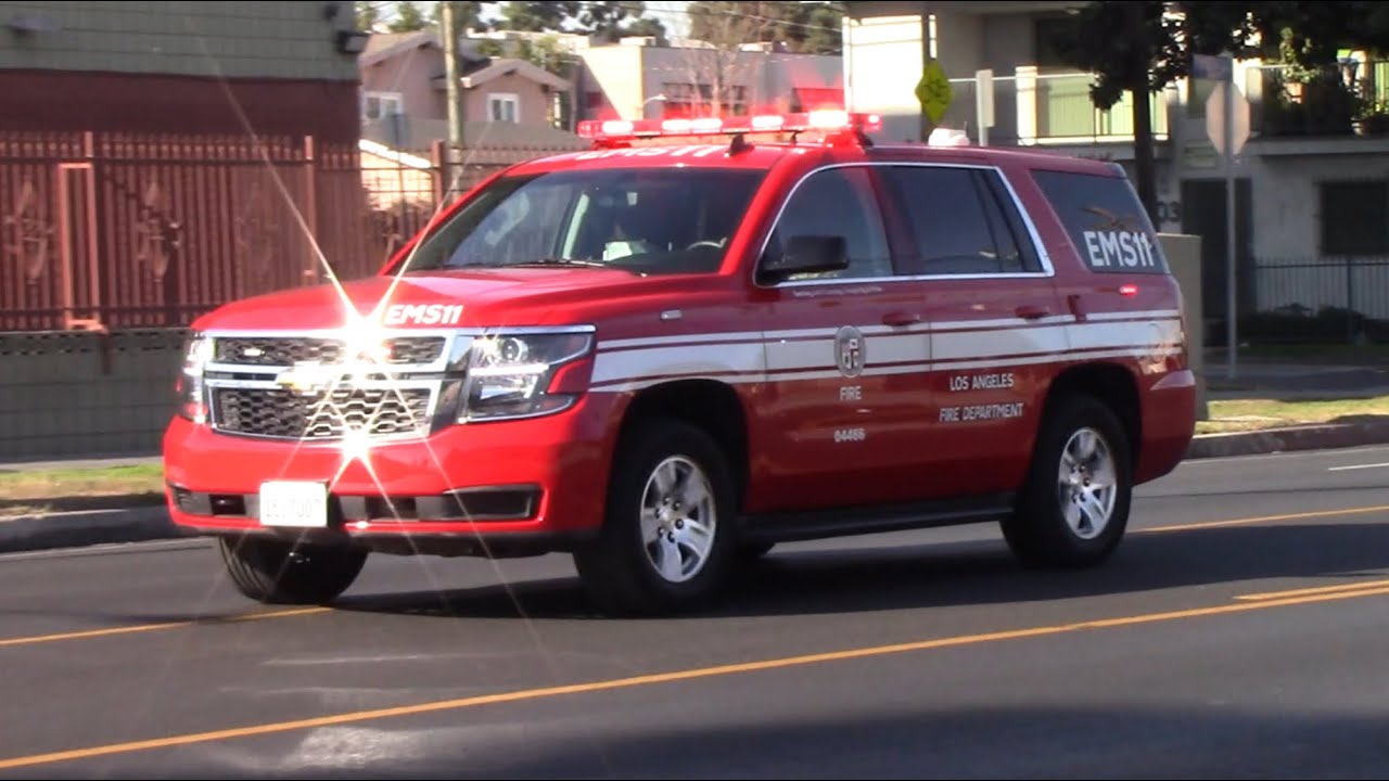 LAFD EMS 11 Responding - YouTube