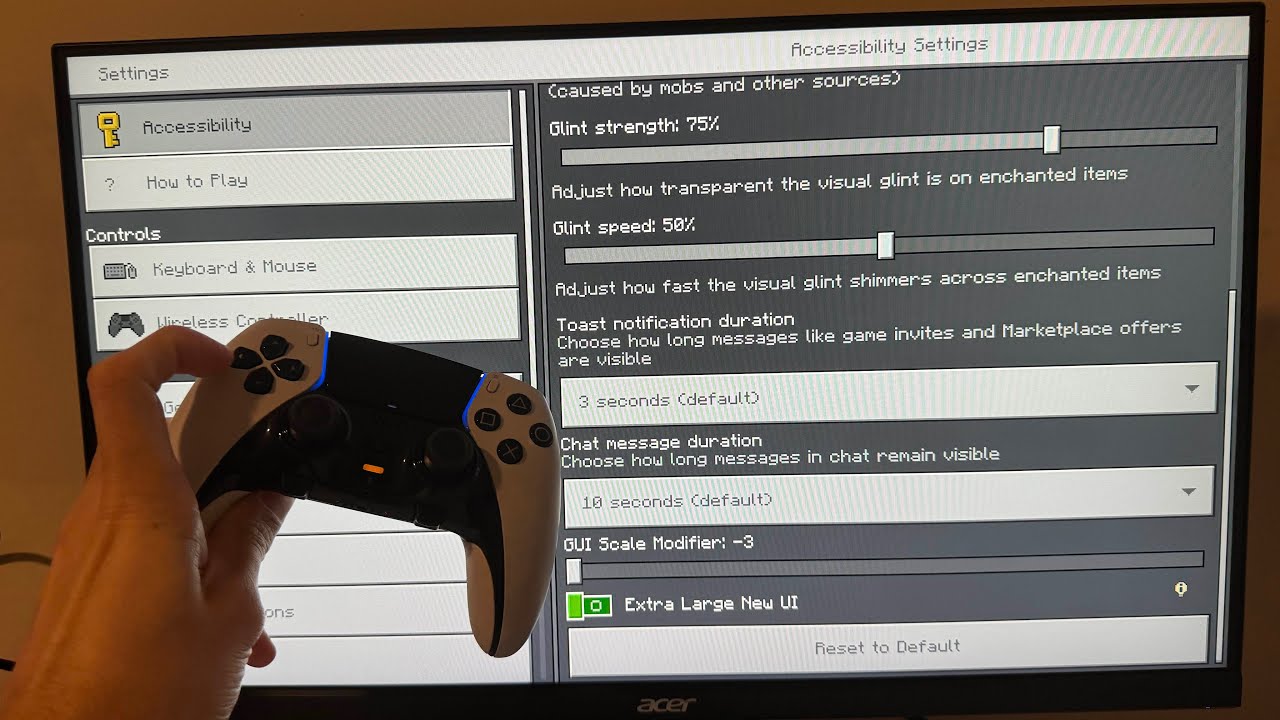 Minecraft Bedrock Edition: How to Turn On/Off Extra Large UI Tutorial ...