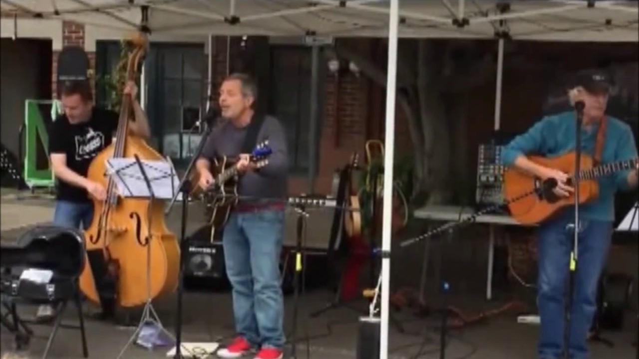 Bill & Steve - Song Medley 2 LIVE - YouTube