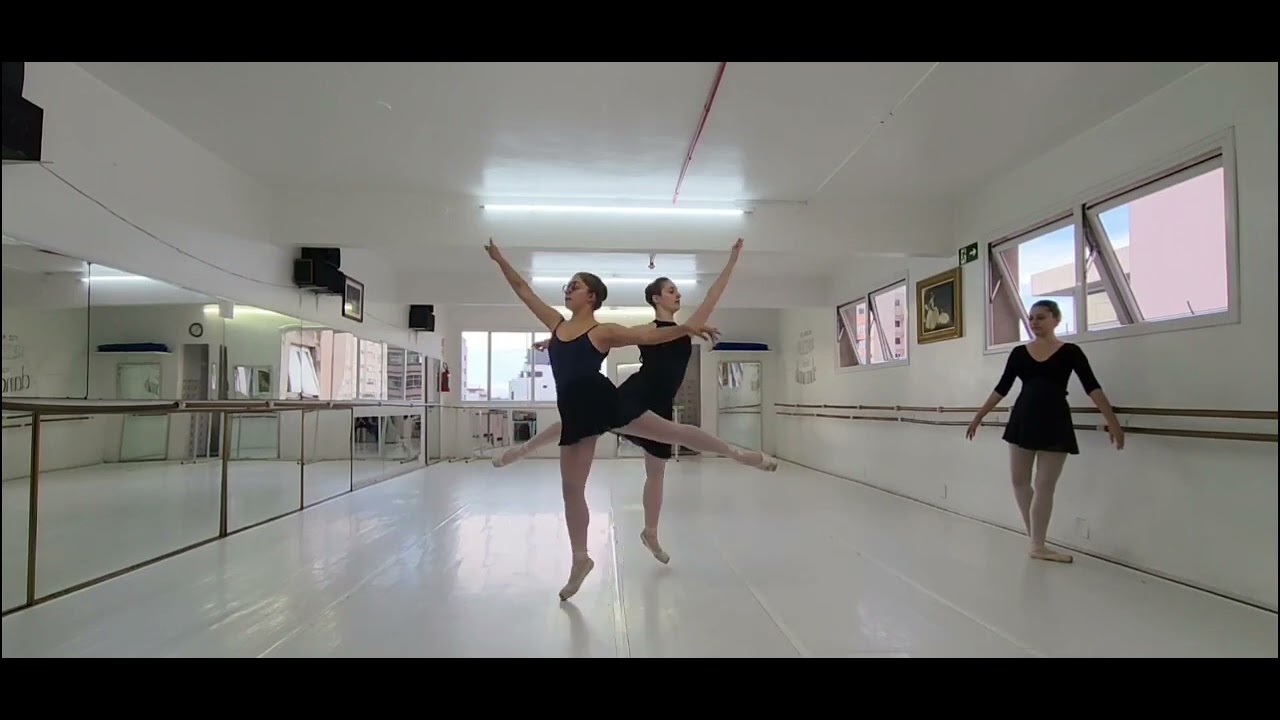 Dora Ballet - Odaliscas 2023 - YouTube