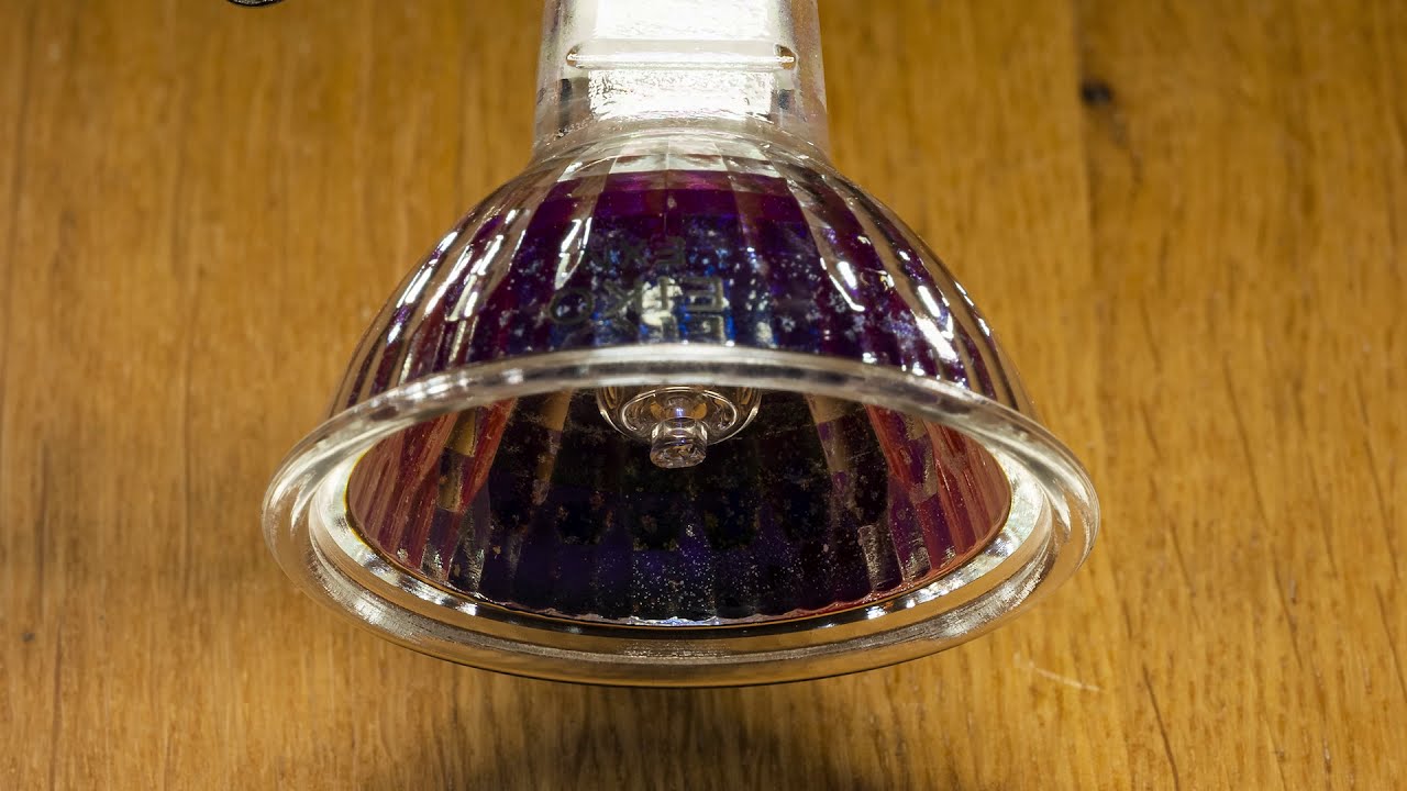 Light bulb Filament [Zooming in to the microscopic level] - YouTube