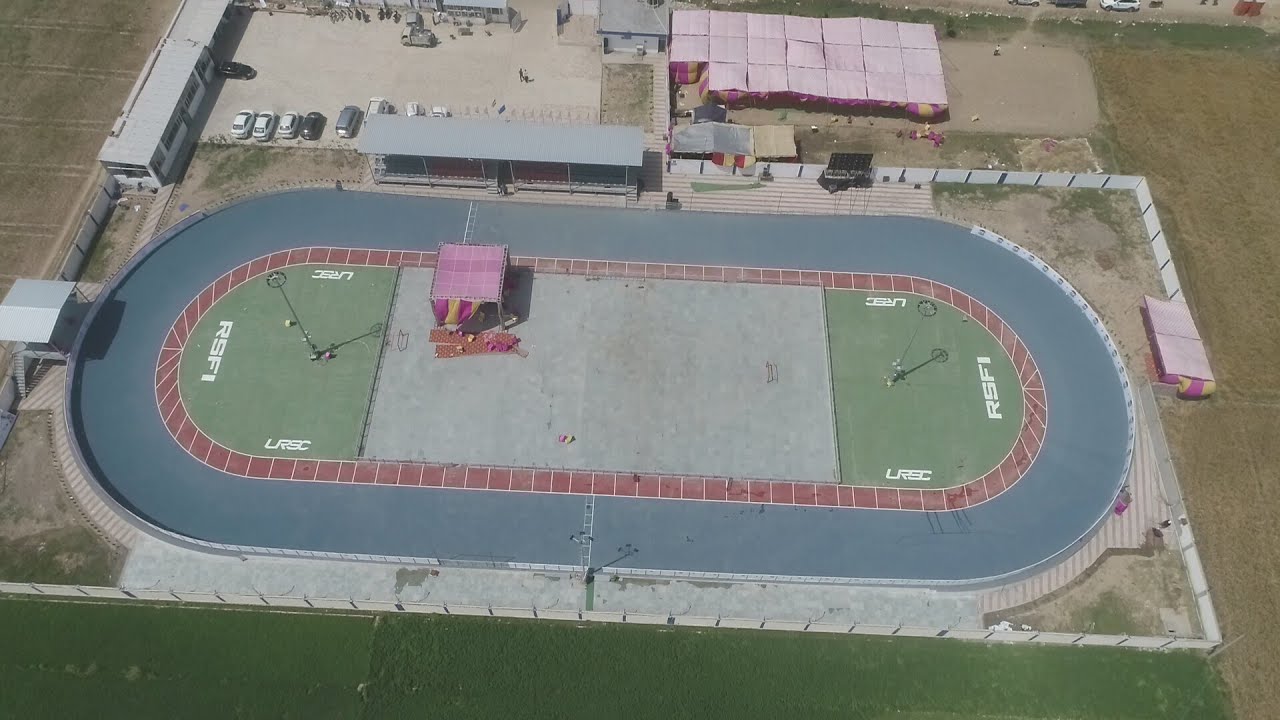 Rebound Ace Parabolic skating track - YouTube