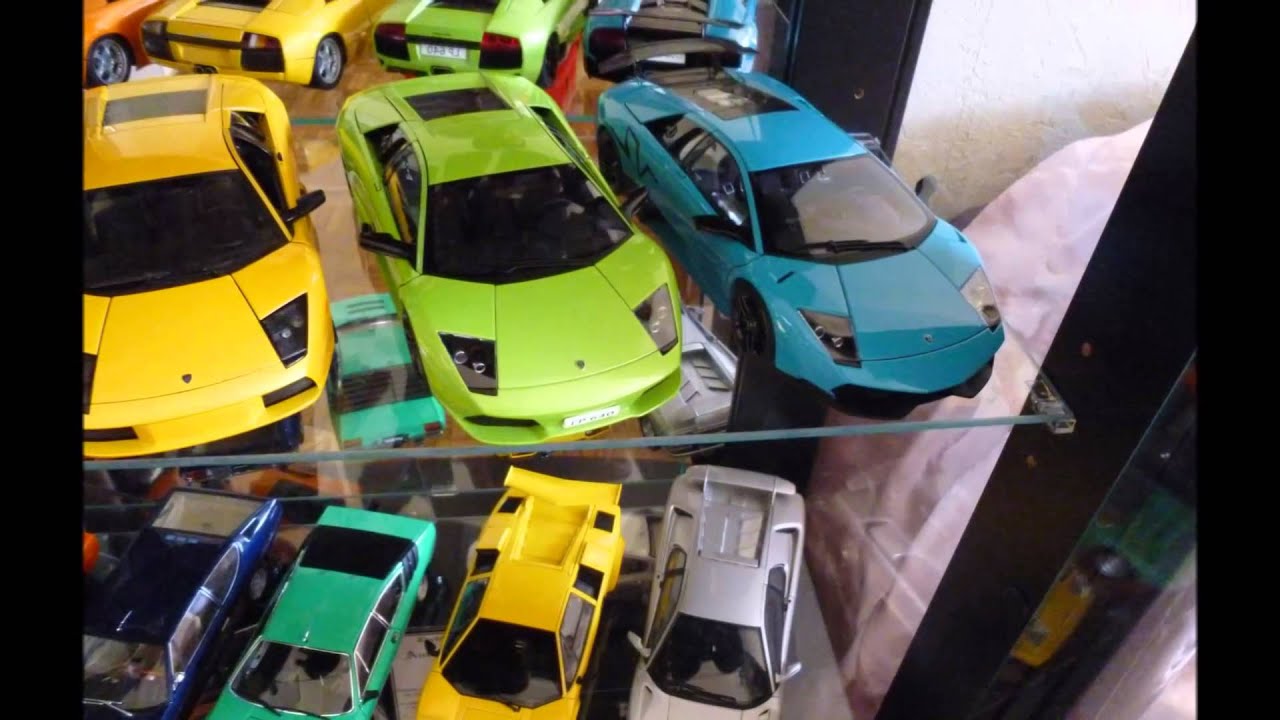 New display cabinet collection Ferrari, Lamborghini 1 18 - YouTube