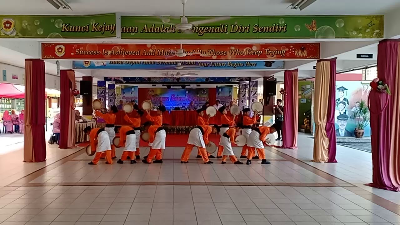 Kompang selawat SKDTHO 2019 - YouTube