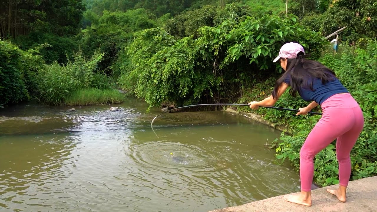 Hook Fishing. Beautiful Catfish Fishing Girl with Small Hook - YouTube
