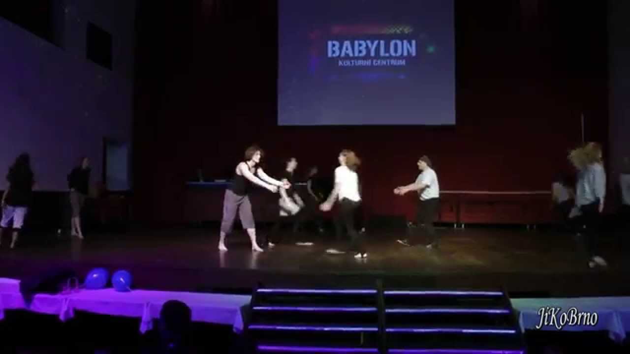 Moderní tanec - kurzy lektorky Anety Kamenské - YouTube