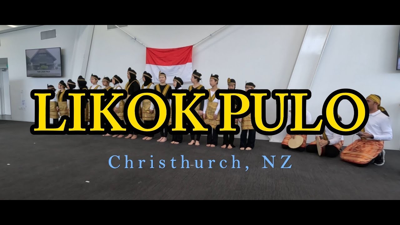 Penampilan Tarian Likok Pulo dari Aceh pada Perayaan Bulan Bahasa di ...