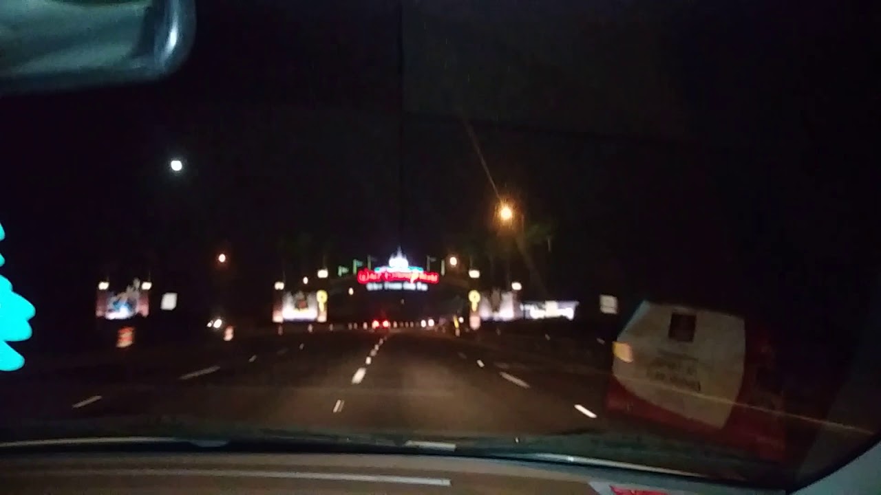 Walt Disney world sign at night - YouTube