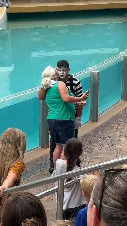 Love At First Sight 🥰😍 Tom Mime Seaworld Seaworldmime Funny Shorts