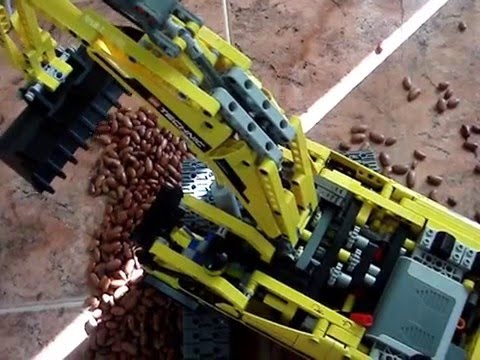 LEGO Technic 8043, Motorized Excavator - YouTube