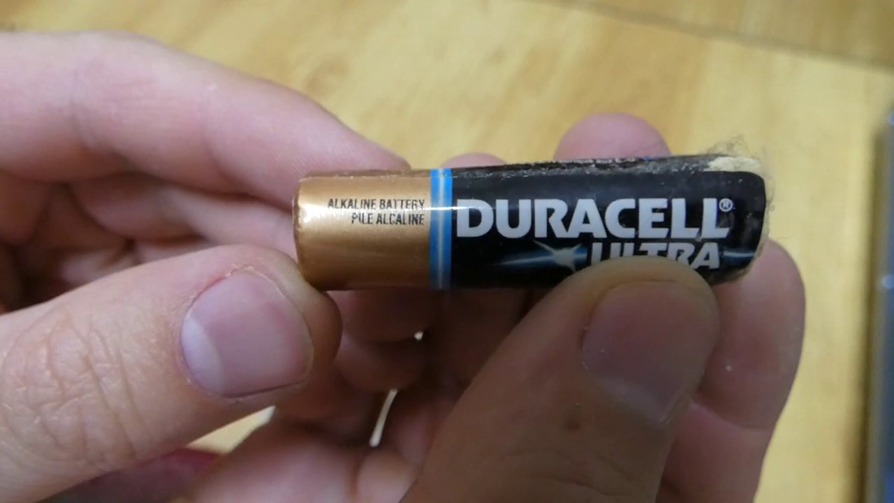 Negative electrode of an Alkaline battery (Duracell, AA) - YouTube